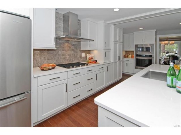 938 South Central Ave, Clayton 63105 – Clayton Style